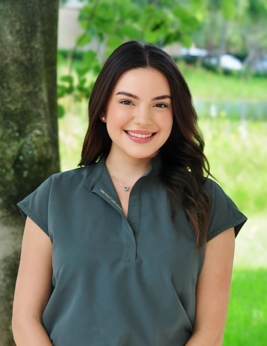 Alexa Perez-Valle, LE - Greene.Md